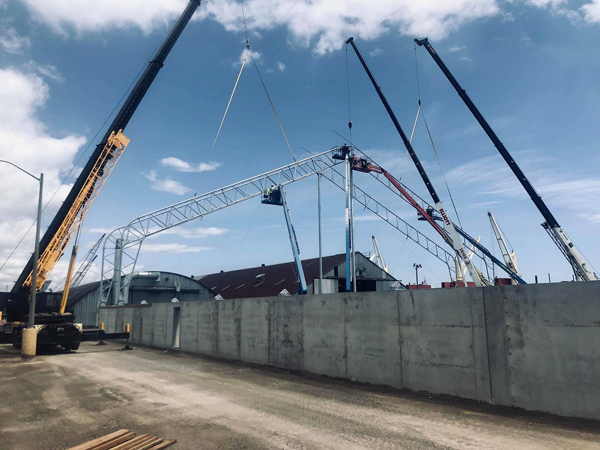 Essential Tips for Improving Efficiency with Crane Rentals